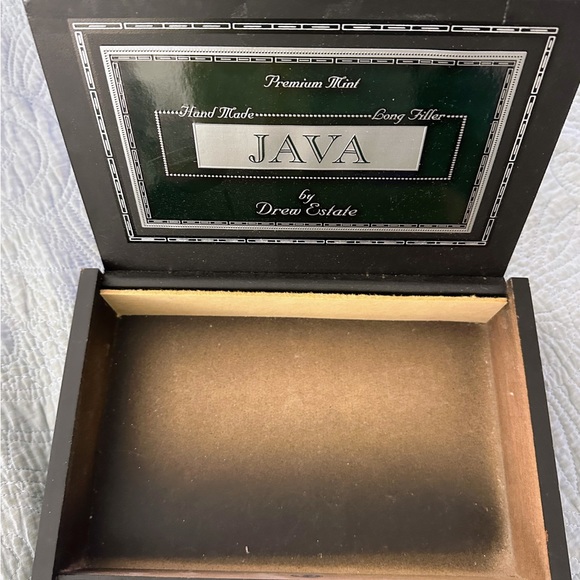 Other | Beautiful Cigar Box Use As Is Or Paint And Decorate | Poshmark